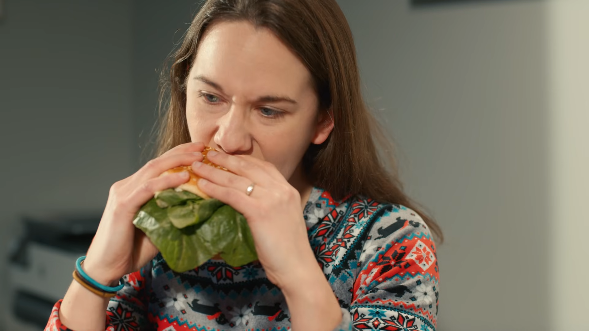 She ate a burger left on her desk... then her kidneys failed