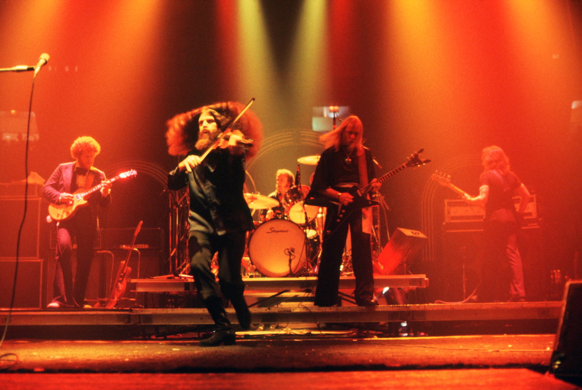 Kansas hit, ranked one of the ‘top songs of 1976,’ is a timeless ...