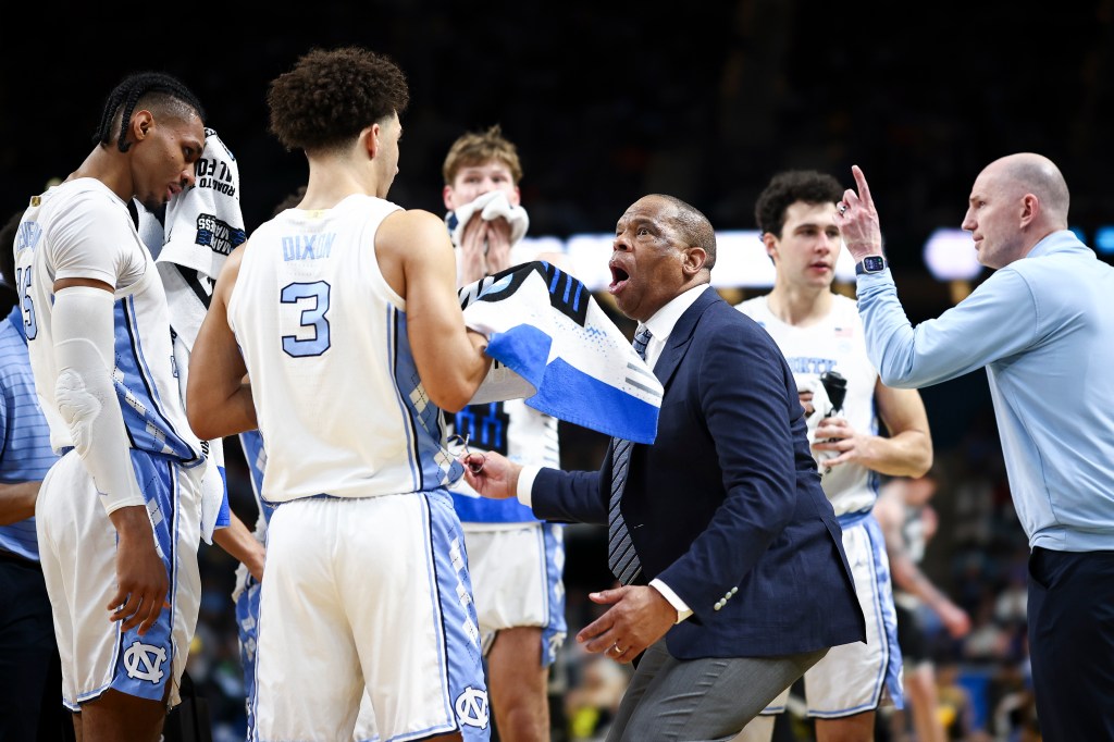 UNC coach Hubert Davis baffled by stunning March Madness loss to VCU ...