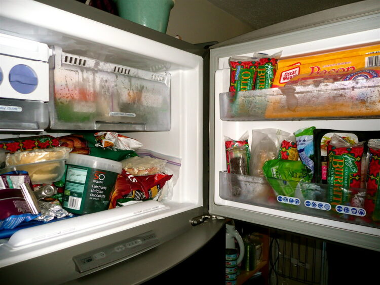15 hiding spots where thieves always look first