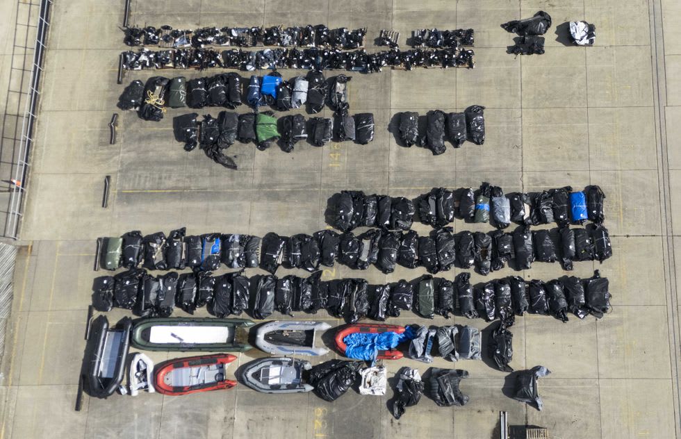 Hundreds of migrants crossing the Channel for third day in a row as ...