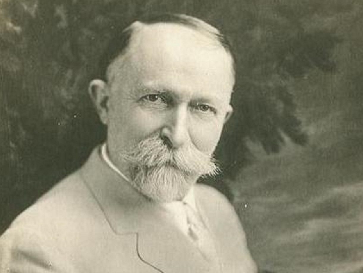 Richard Halliburton’s thirst for adventure made him famous—and sealed ...