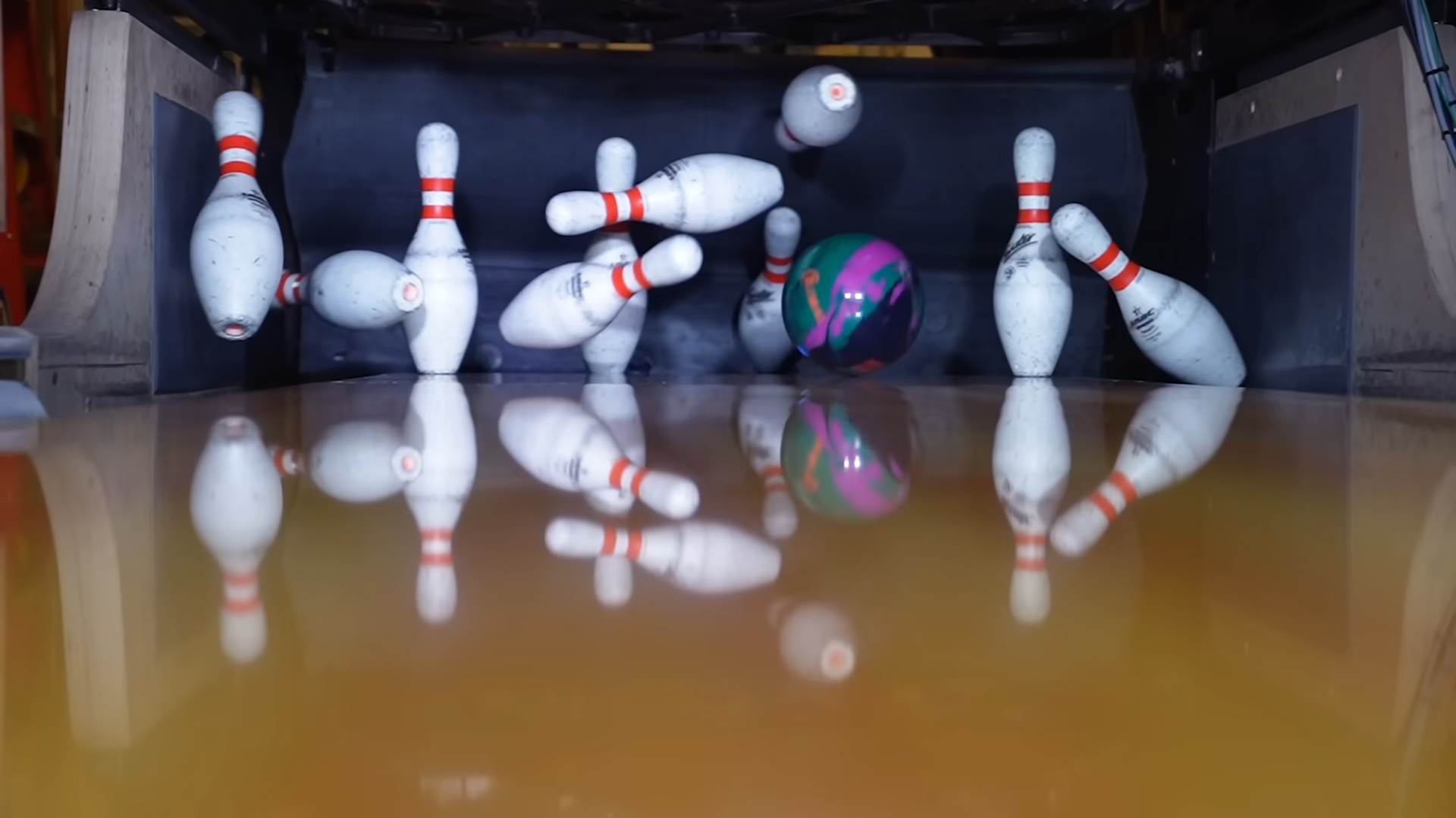 A bowling ball spins at 500 RPM – then hooks at the last second
