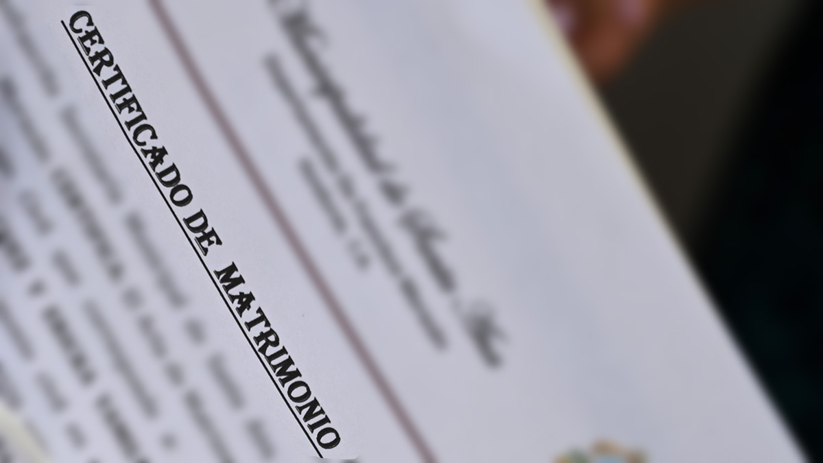 Woman used fake Cuban marriage license to get dead man's Social ...