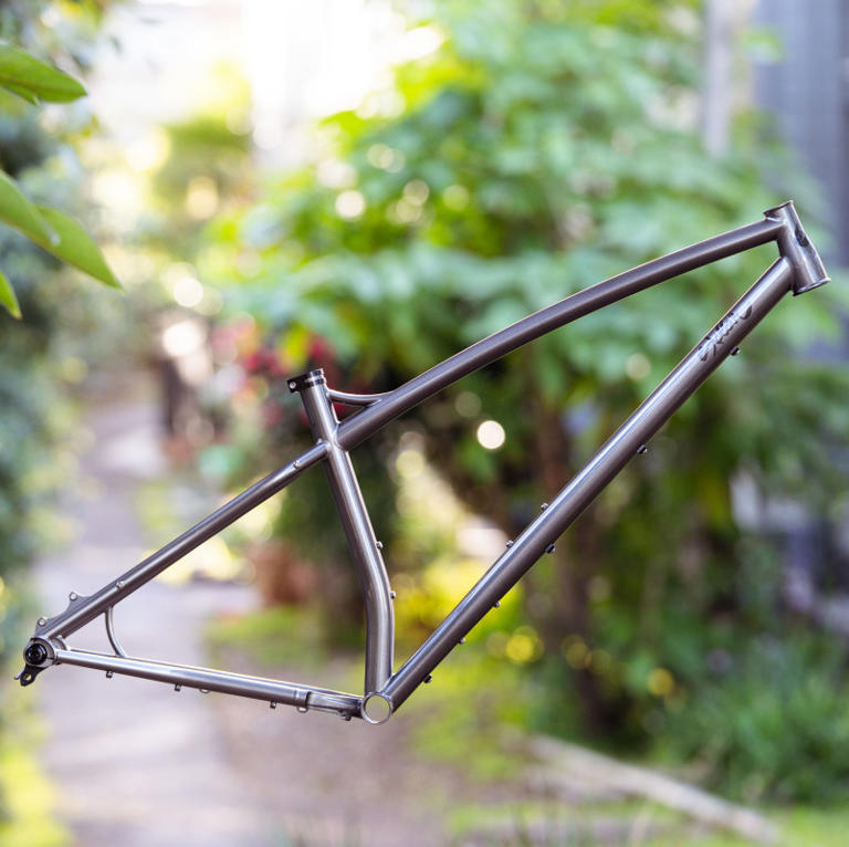 Sklar re-ups the tall tale: Steel, sage, and sensible geometry