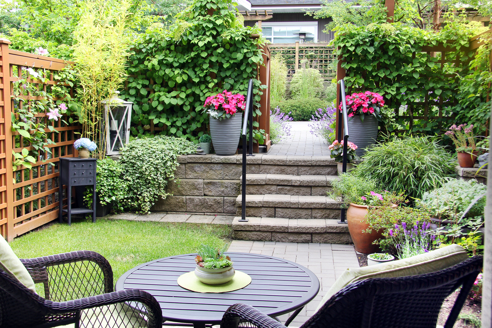 DIY outdoor furniture ideas for small patios