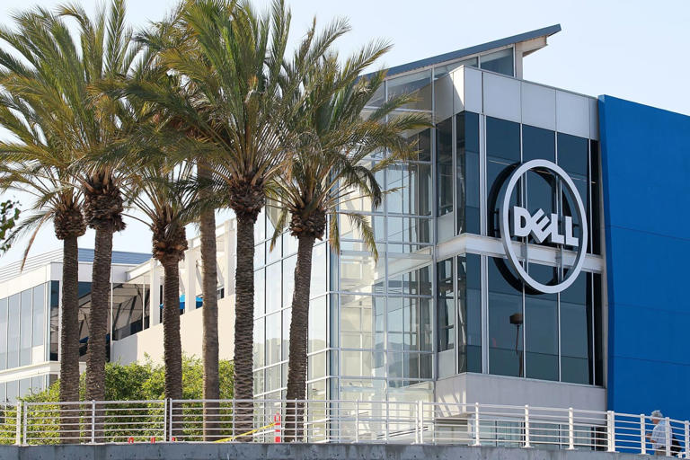 Super Micro scandal is a big win for Dell stock