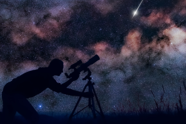 Historias del cosmos: Bajo el mismo cielo
