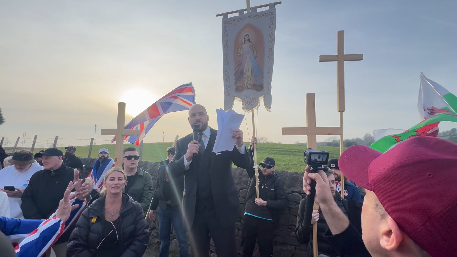UKIP leader chants "send them home" at £2.5m mosque protest