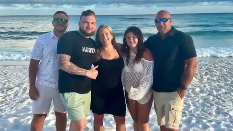 Franklin woman dies after tummy tuck surgery; surgeon, facility respond