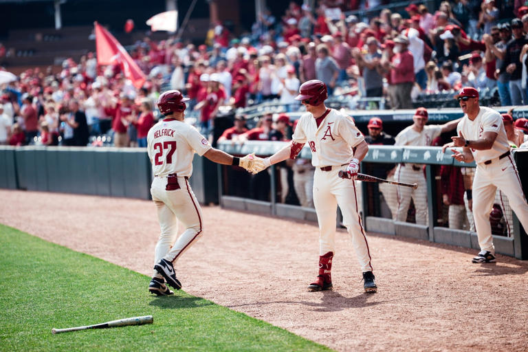 Arkansas baseball wins weekend series vs South Carolina