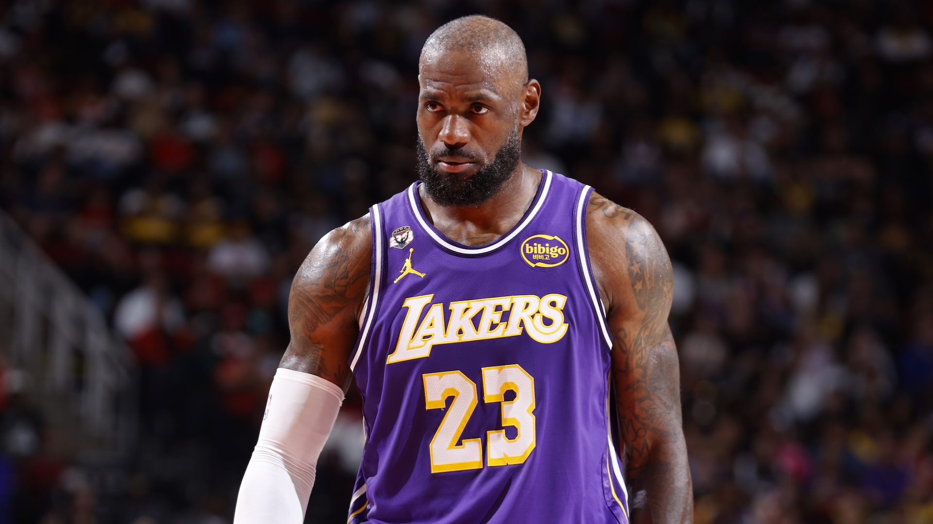 LeBron James unveils custom Mercedes-Maybach S 680