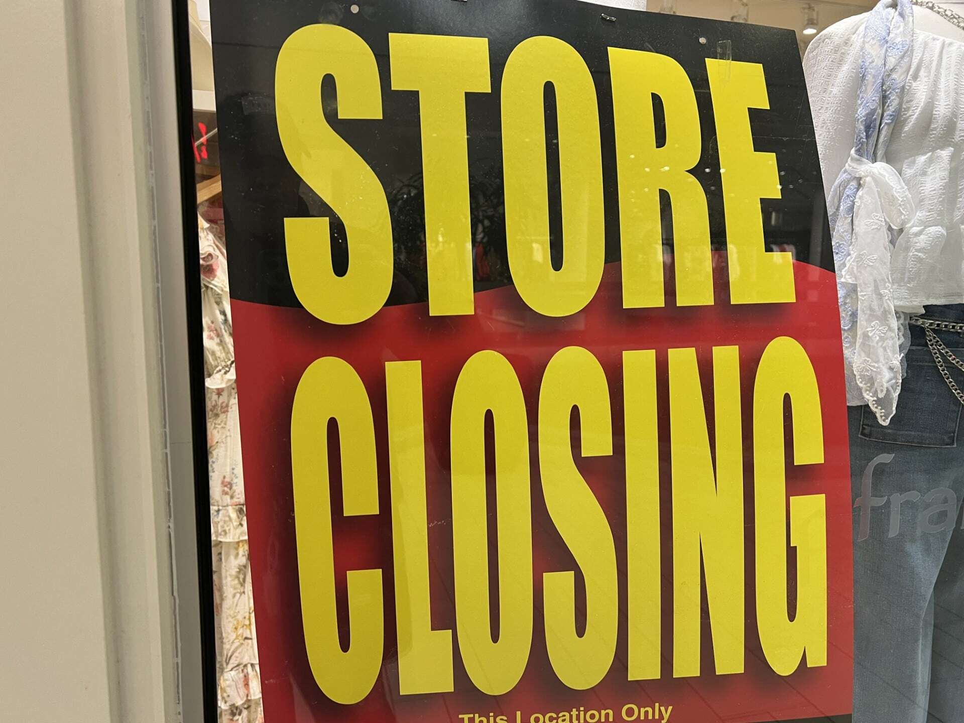 Major fashion retailer closing all stores nationwide, enters final days ...