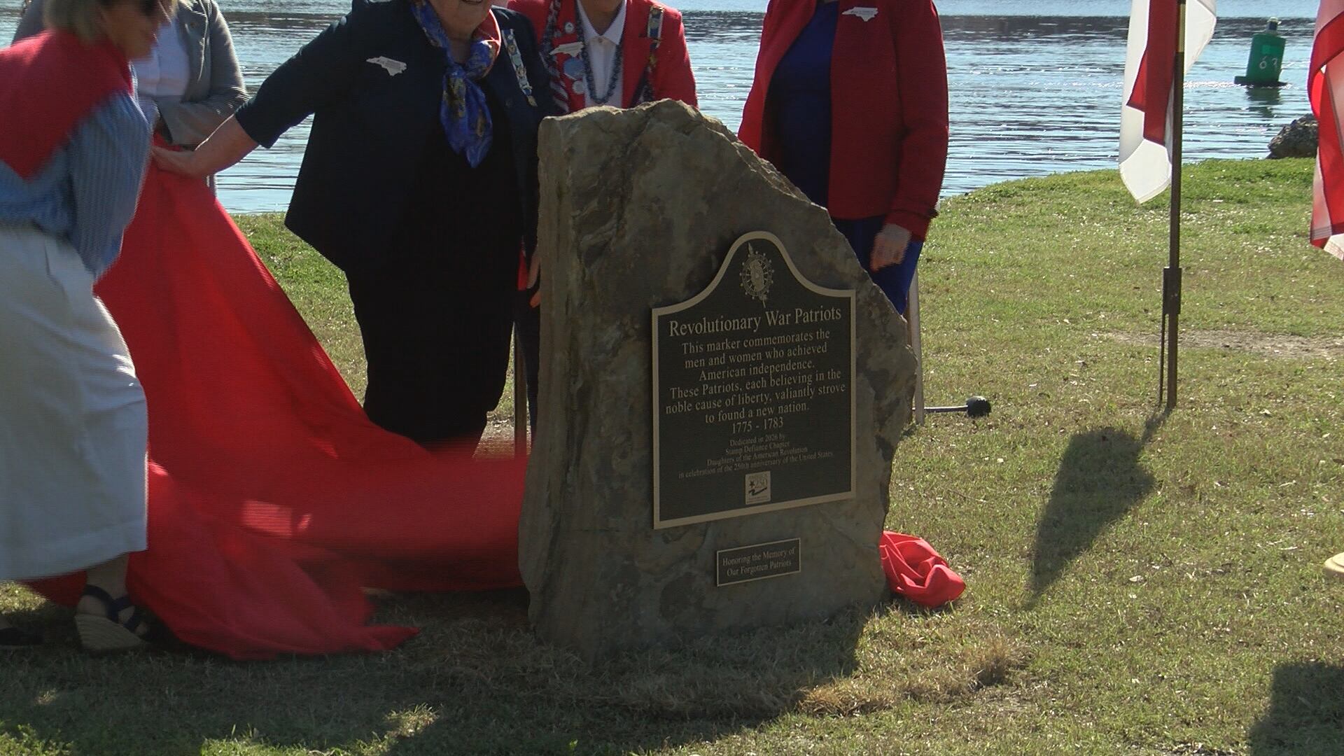 We the People: Daughters of the American Revolution dedicate plaque at ...