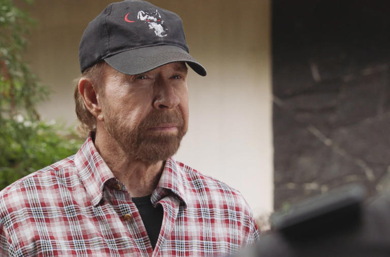 Chuck Norris dies at 86 after mysterious medical emergency