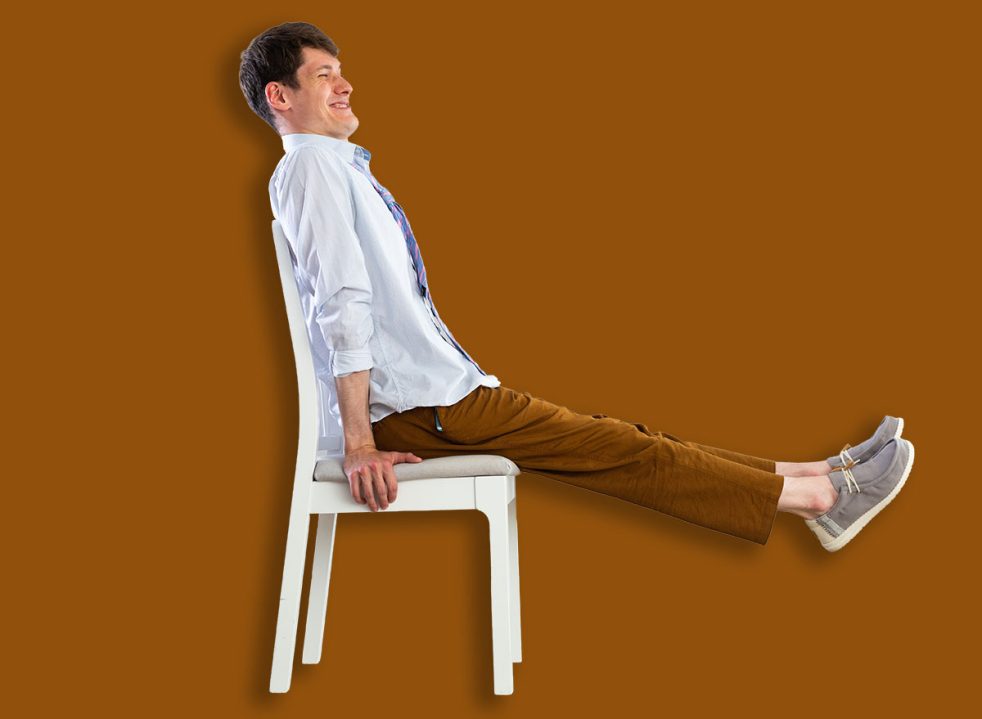 I'm a coach and here are 5 chair exercises that build core strength ...
