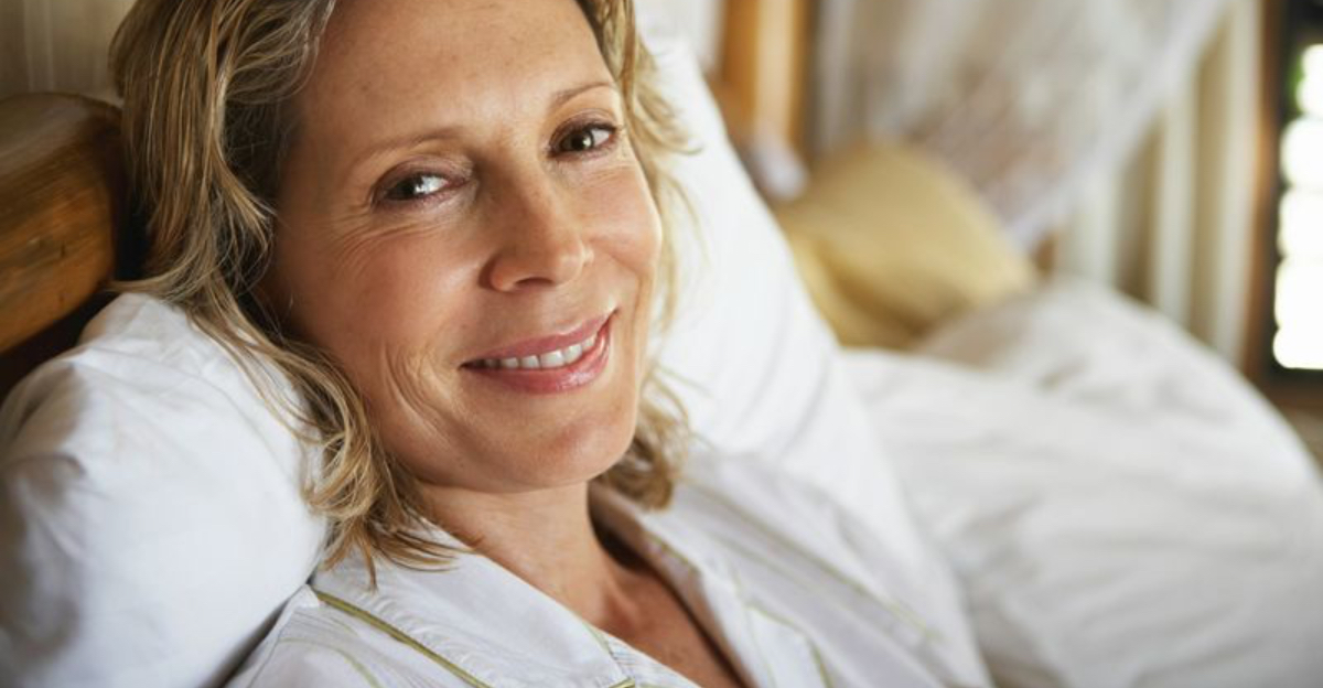 Women raised in the 1980s often share these 8 traits—and they’re rare today