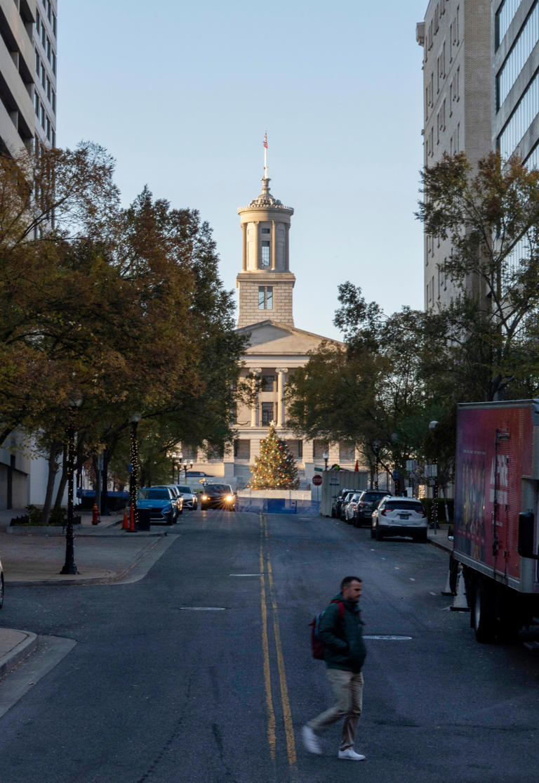 Why Tennessee lawmakers want to make driver's license test English-only