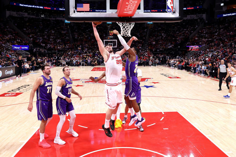 In return from injury, Alperen Sengun delivers big numbers for Rockets