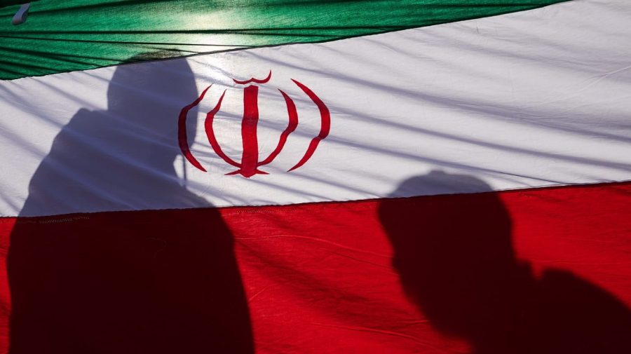 Iran threatens key Red Sea strait if US launches ground operation