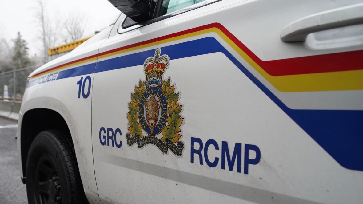 Man, 21, found dead outside in northern Manitoba community