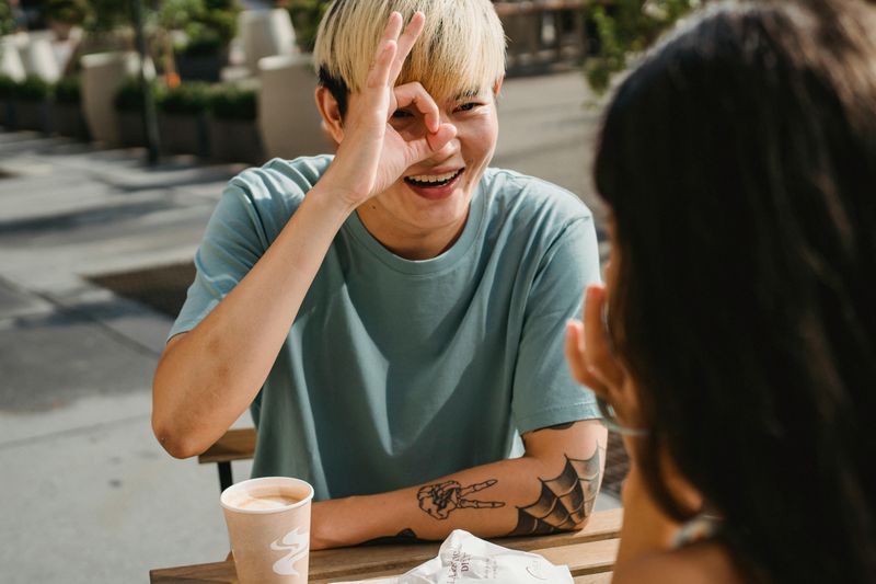 If a relationship feels right, you’ll notice these 10 natural signs ...