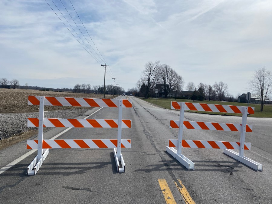 Truck carrying dead bird flu ducks crashes, forcing closure of US 33 ...
