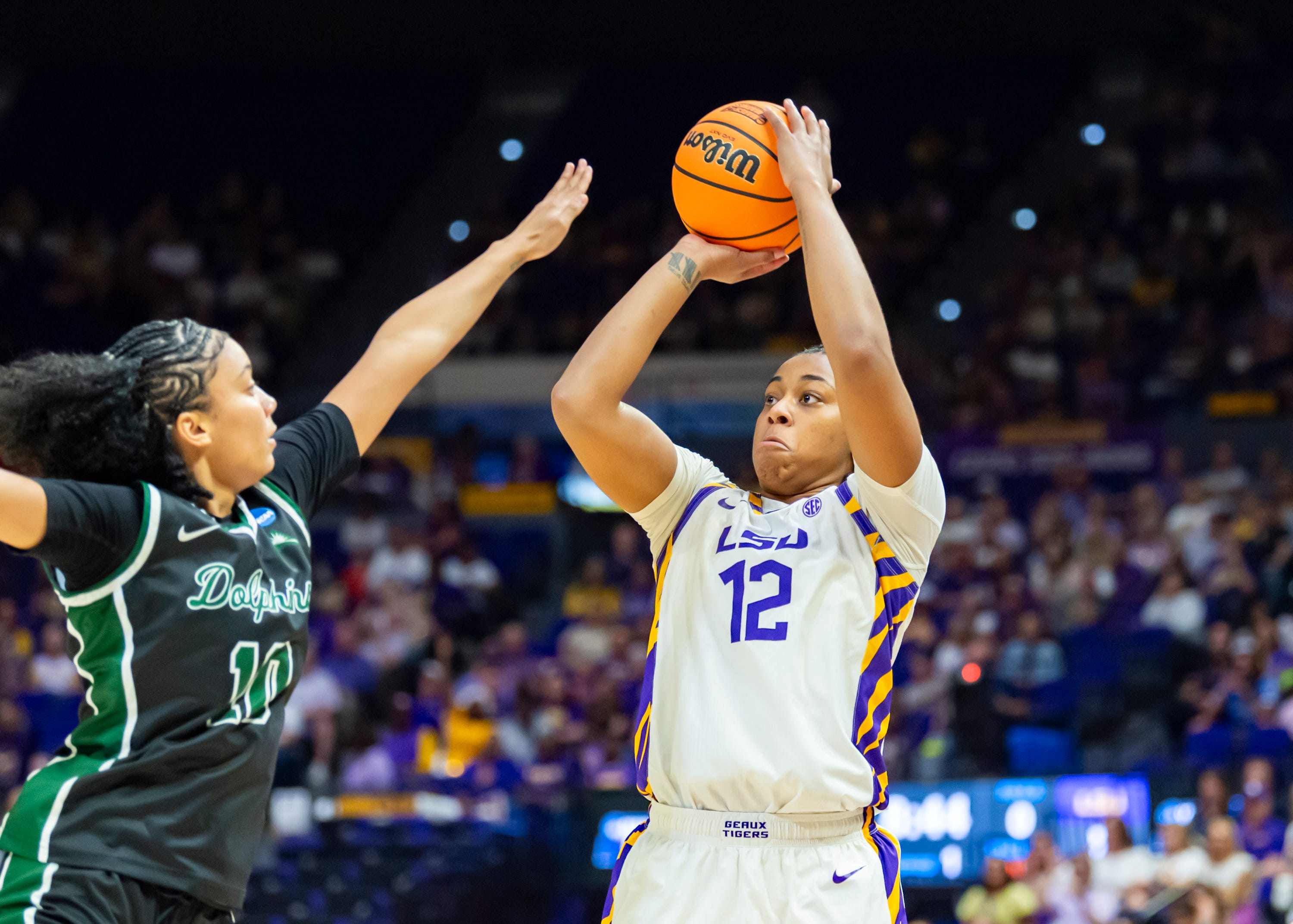 LSU dominates Jacksonville in March Madness | Game highlights