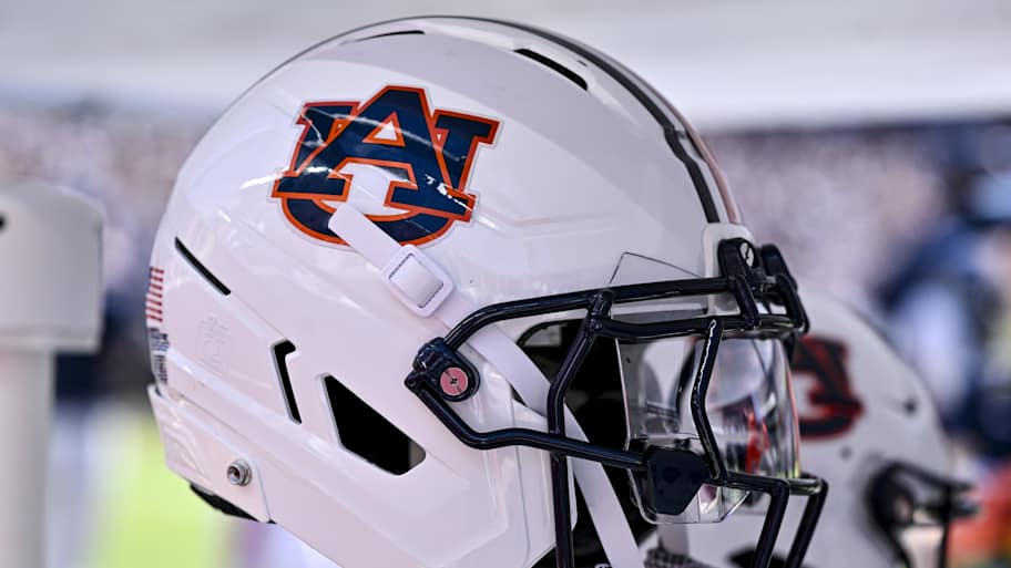 Two-way recruit highlights what stands out about Auburn program