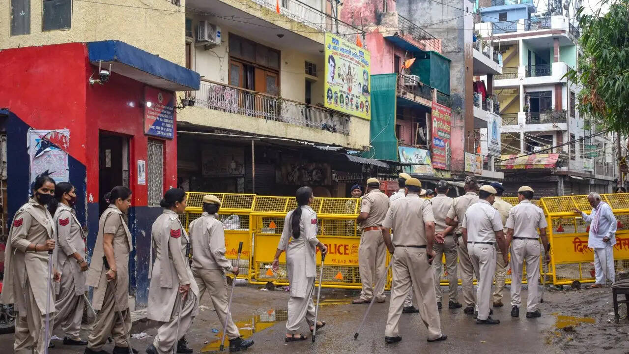 Delhi’s Uttam Nagar celebrates Eid under heavy security, police tighten ...