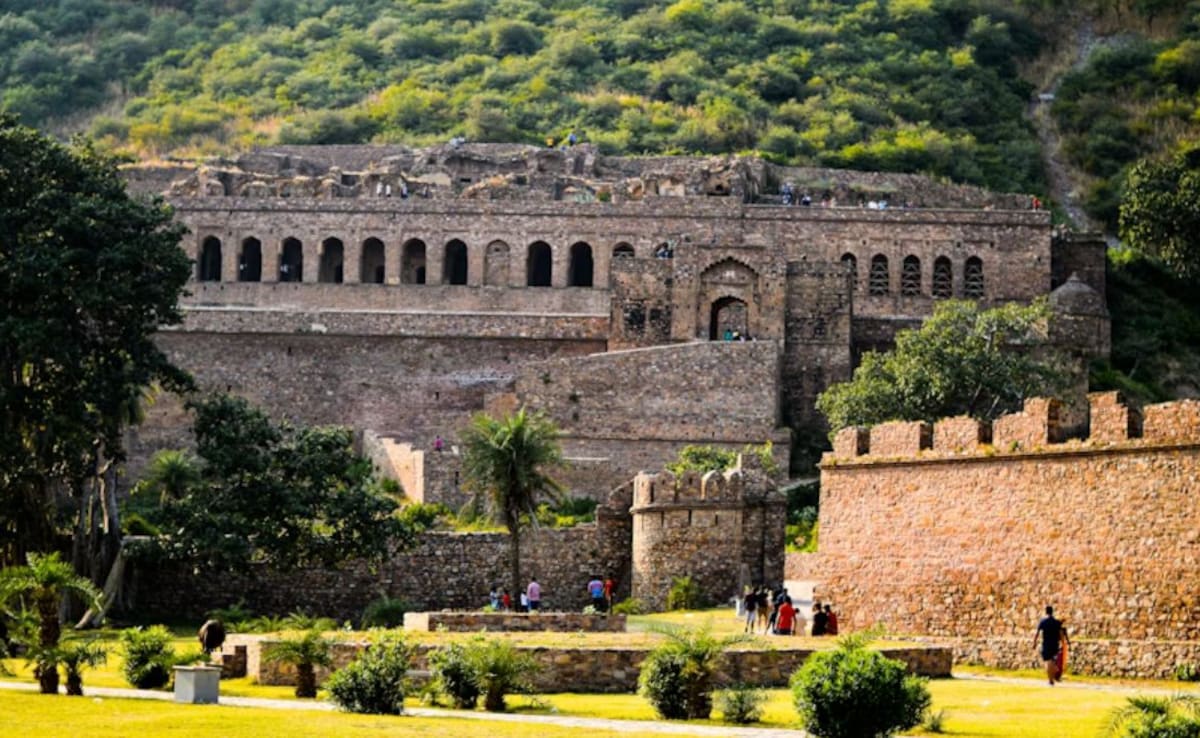Inside Bhangarh Fort, one of India's most haunted places everyone wants ...