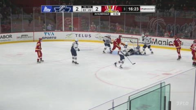 Noah Preston Moore makes incredible goal-line save for Rimouski
