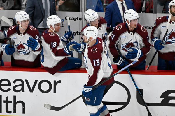 Avs become 1st NHL team to clinch playoff berth, beat Blackhawks