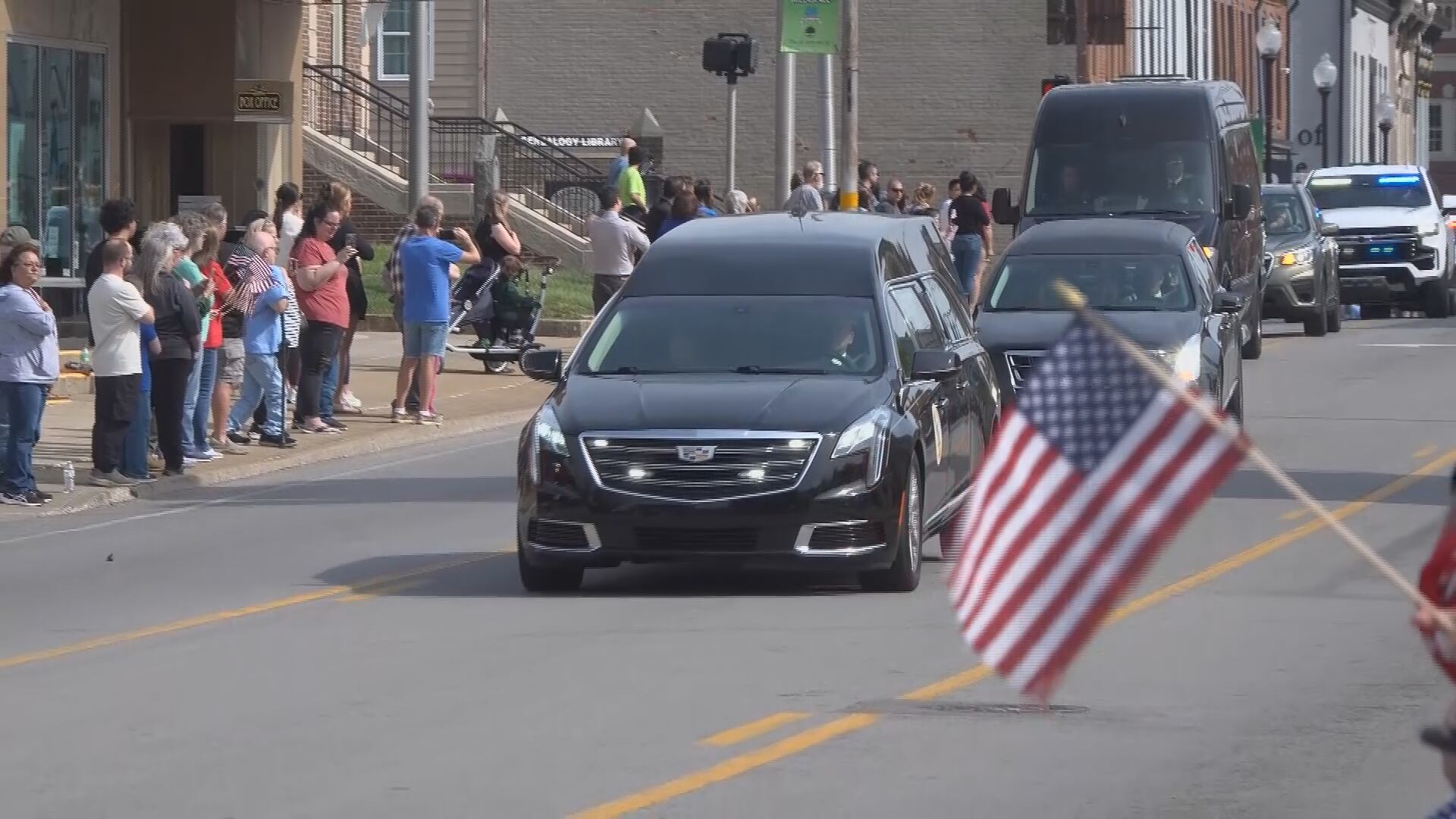 'He's a hero': Elizabethtown honors fallen Ky. soldier Staff Sergeant ...