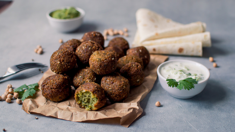 6 delicious chickpea alternatives for falafel