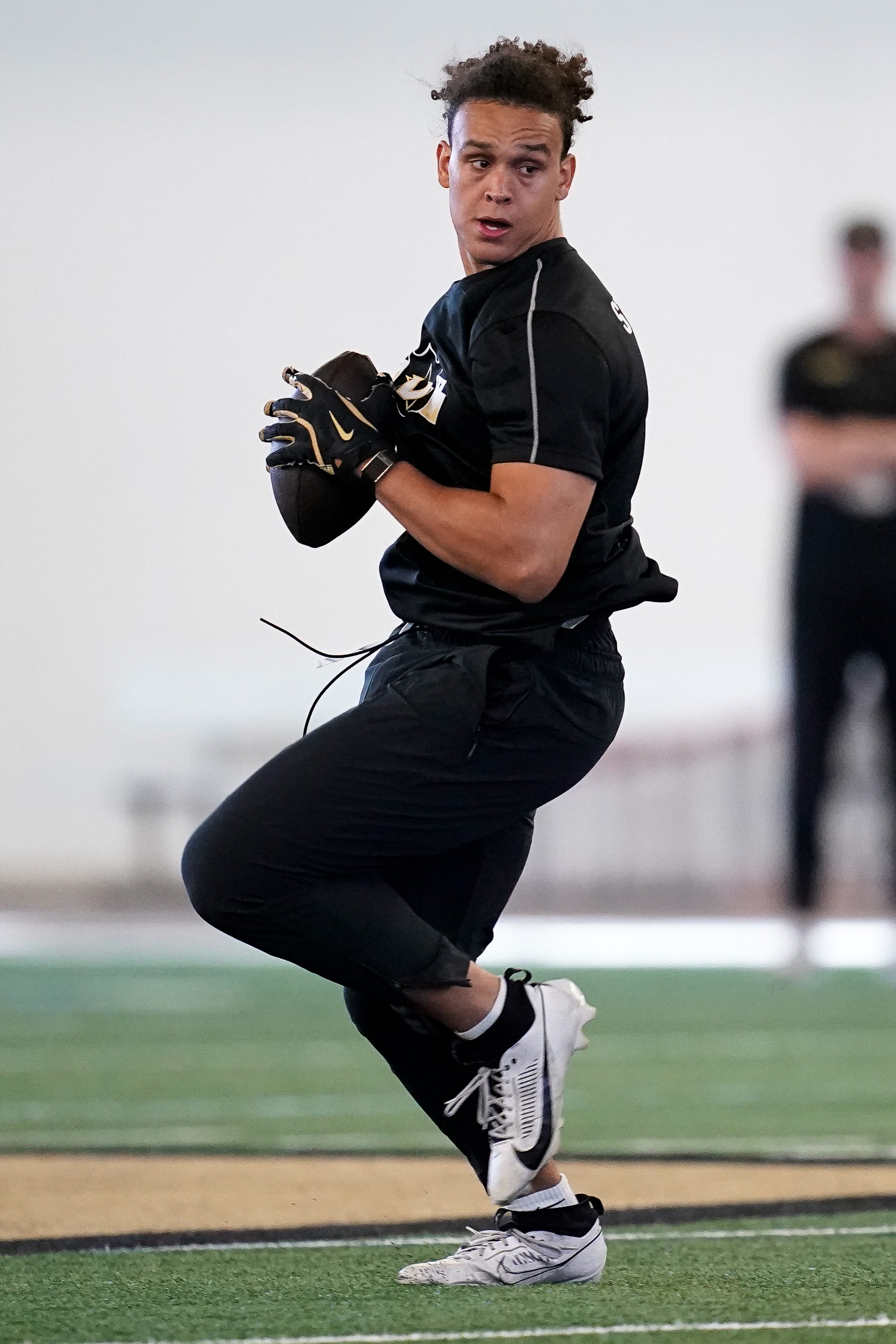 Why Eli Stowers should be a first-round pick, according to Vanderbilt ...