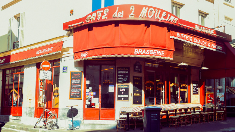 25 famous restaurants from movies you can actually dine at