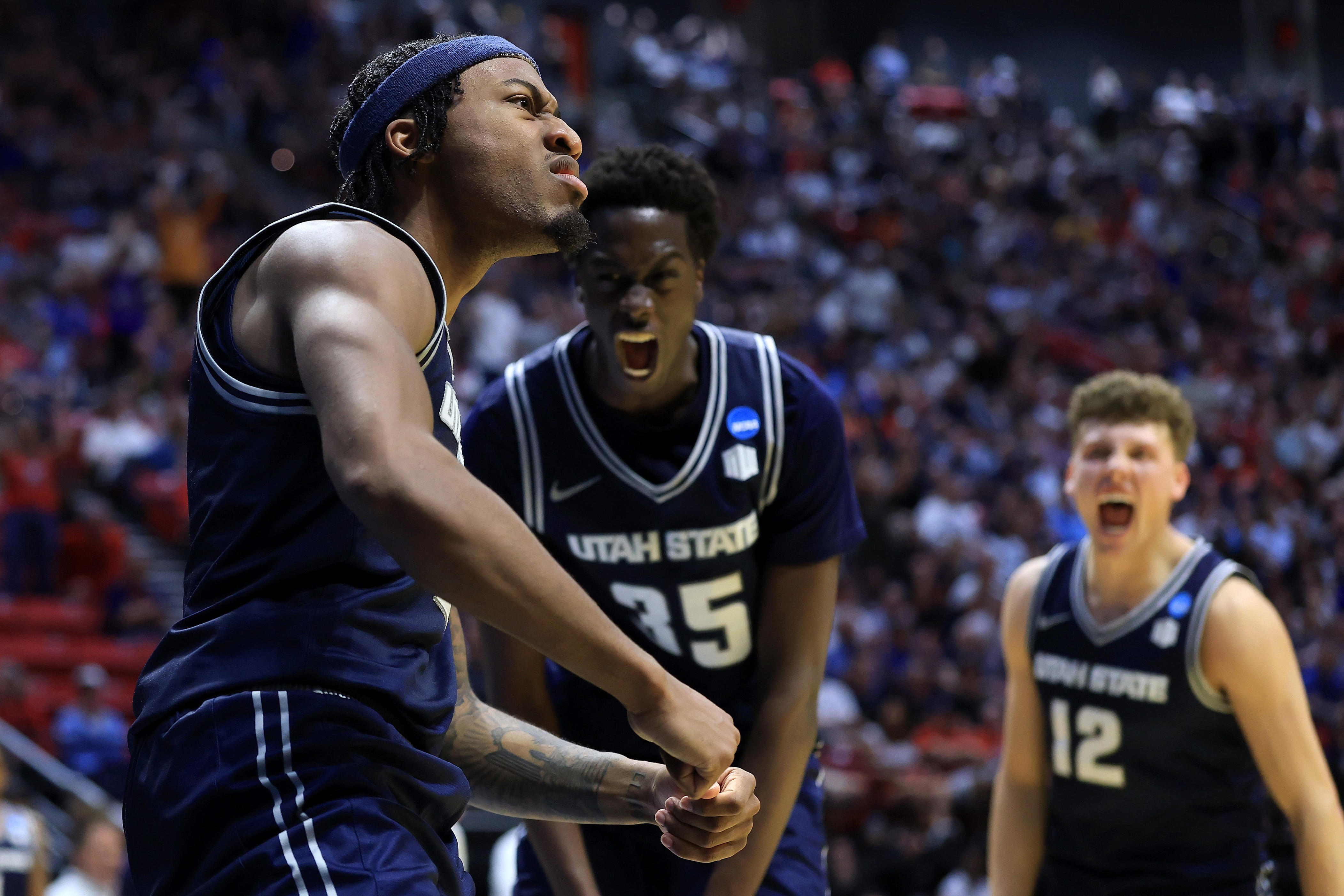 March Madness scores: See the big shots, moments, highlights in Friday ...