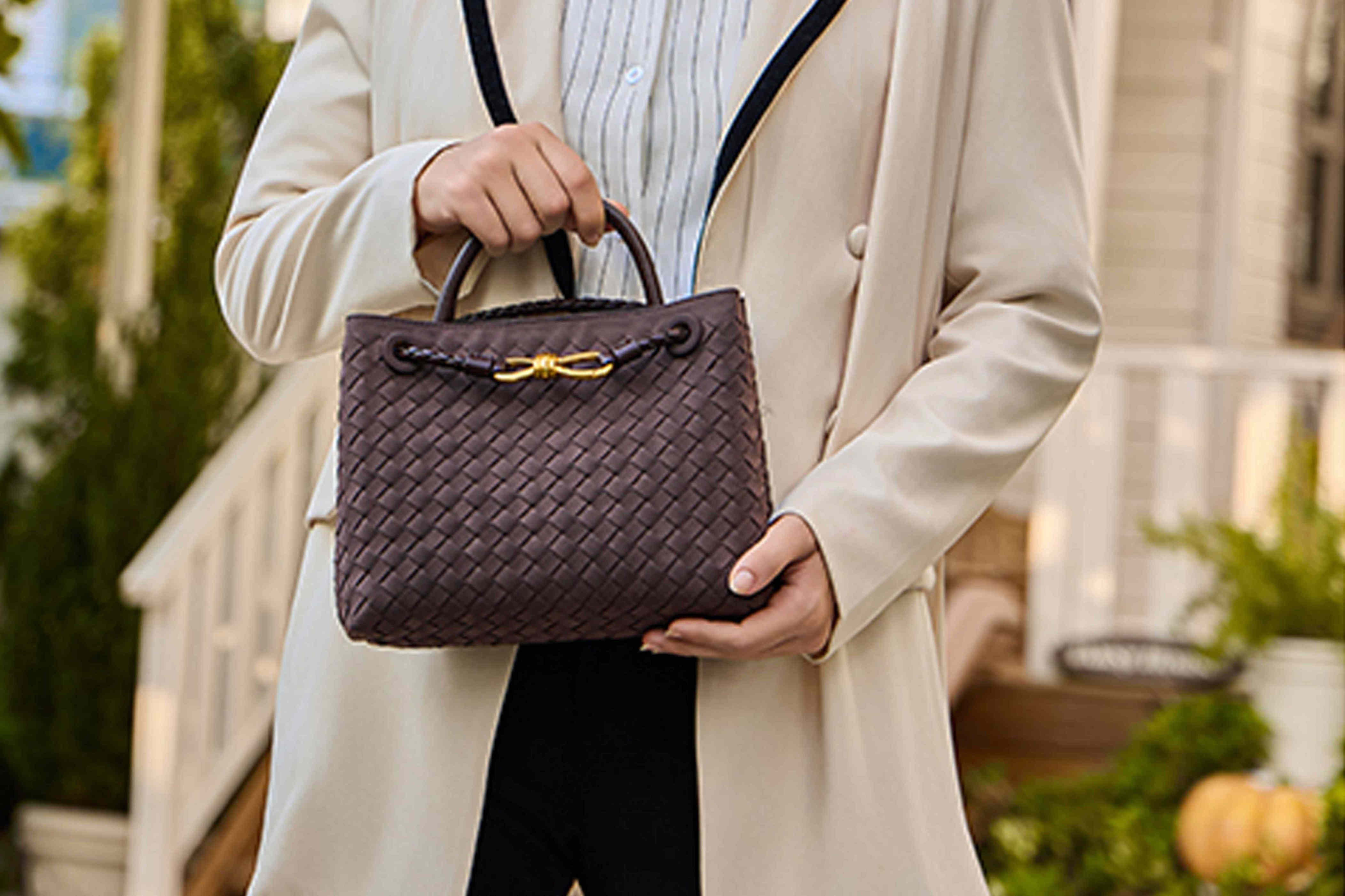 If your perfect spring bag is Bottega Veneta's $5,700 tote, you'll love ...