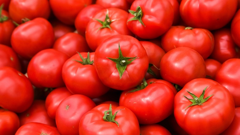What are Early Girl tomatoes and how did they get their name?