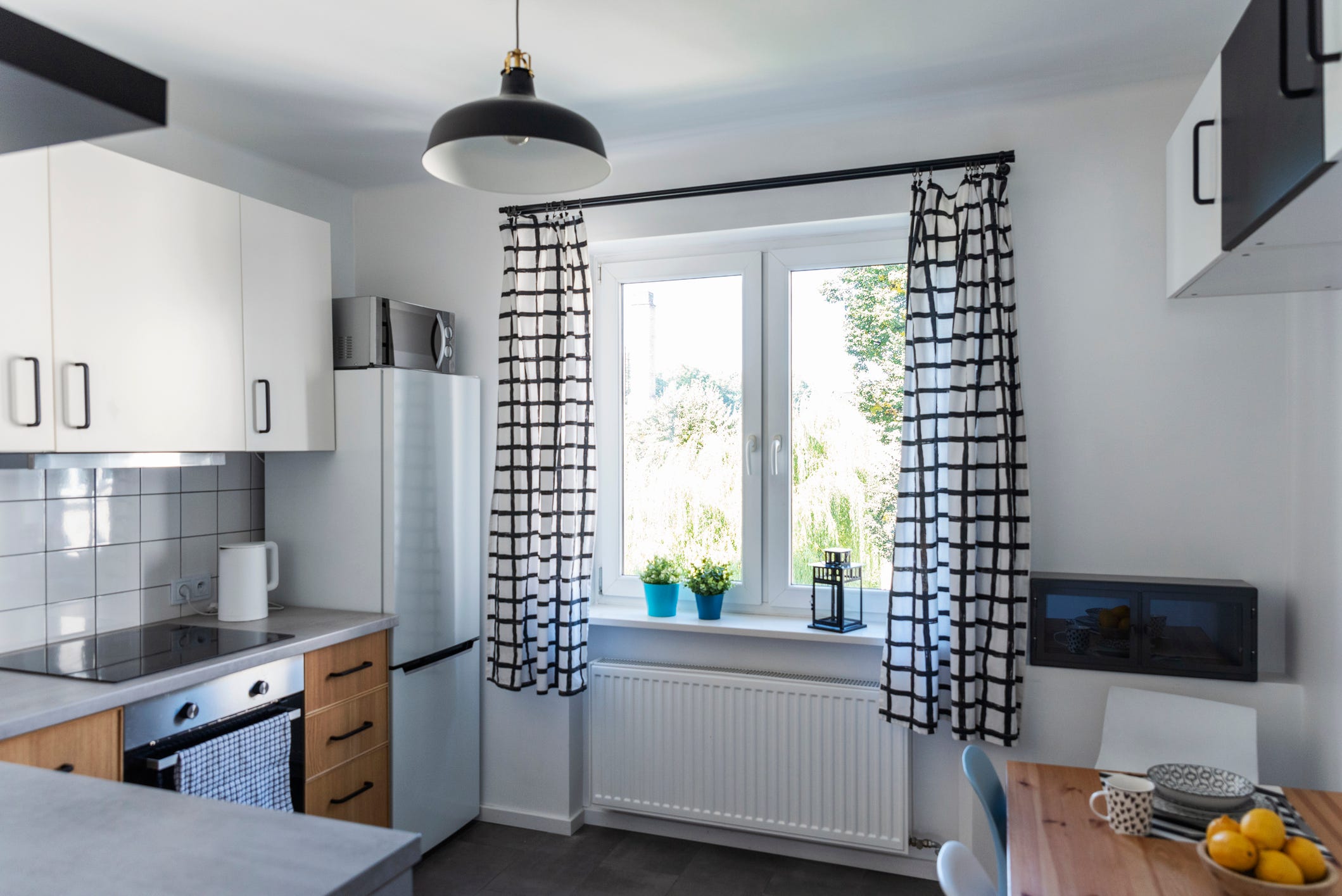 25 kitchen curtain ideas that make your space feel instantly cozier