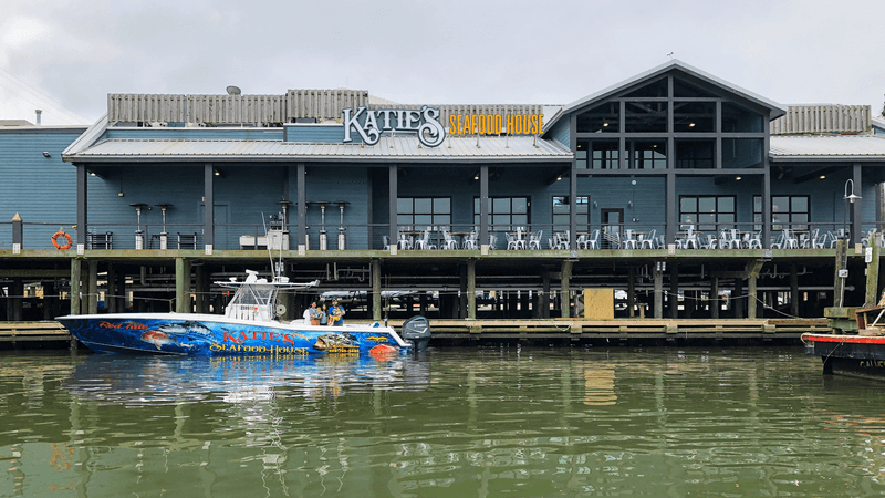 This dockside Texas oyster bar is where locals go for the freshest catch