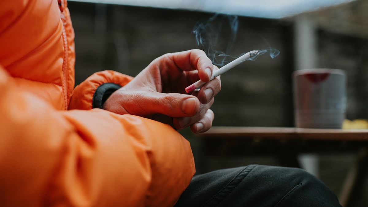 Por qué fumar es tan adictivo y cuál es la mejor forma de dejarlo