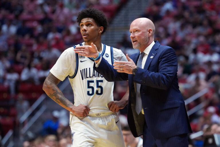 Villanova coach bashes staff with viral joke during 2026 March Madness
