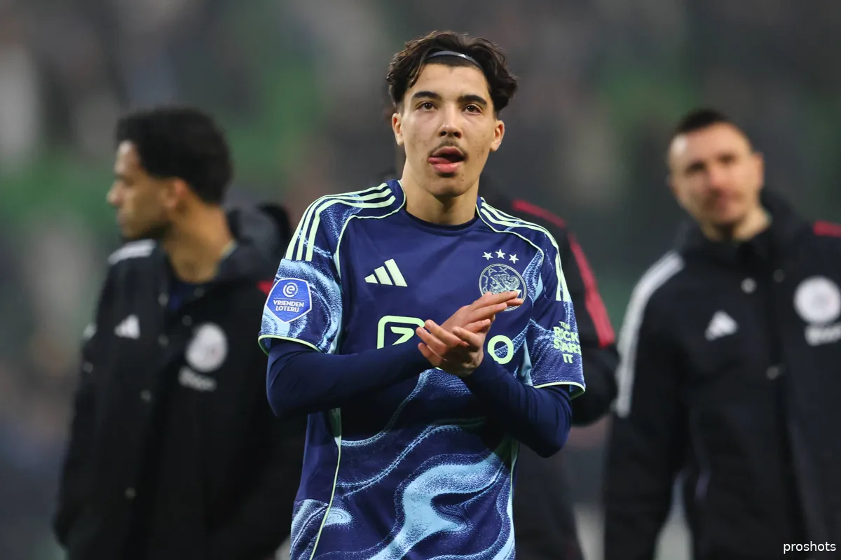 Rondom Ajax: Ajax passeert opnieuw seizoenskaartengrens van 37.500 duizend