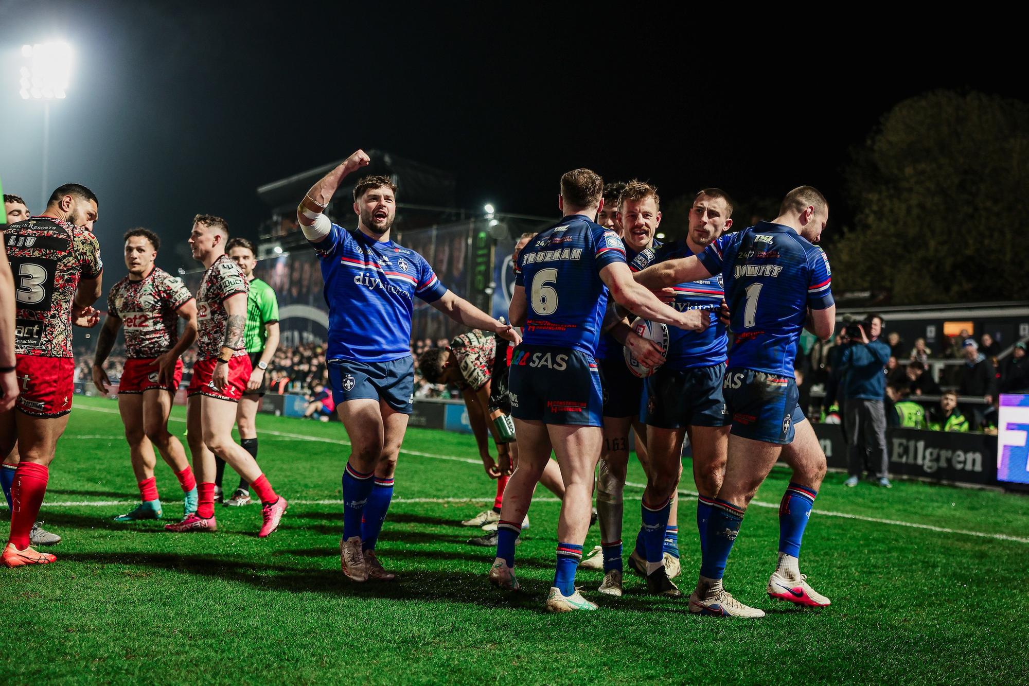 Photos and reaction: Daryl Powell admits Wakefield Trinity ‘didn’t play with confidence’ in ...
