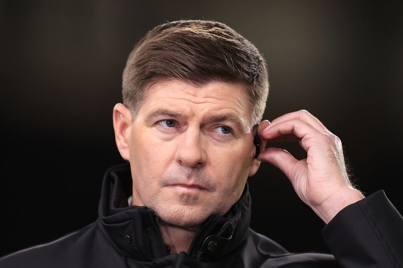 Steven Gerrard explains Arne Slot decision which backfired as Liverpool ...