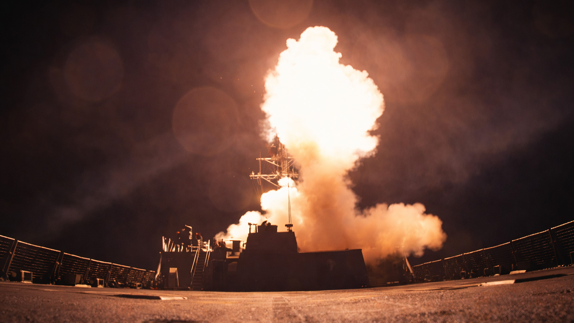 Amerikaanse destroyer USS Milius op militaire missie