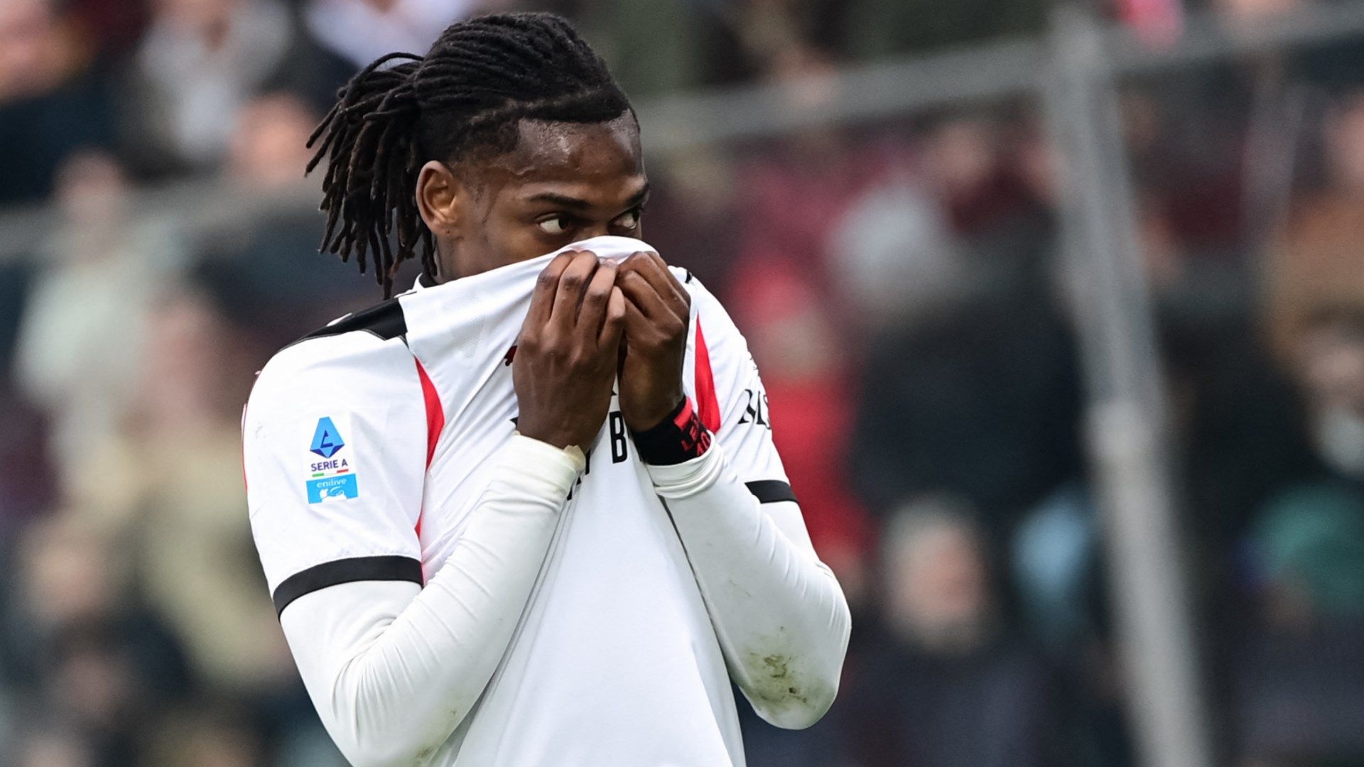 Niente Portogallo per Leao: l’attaccante del Milan resterà a Milanello ...