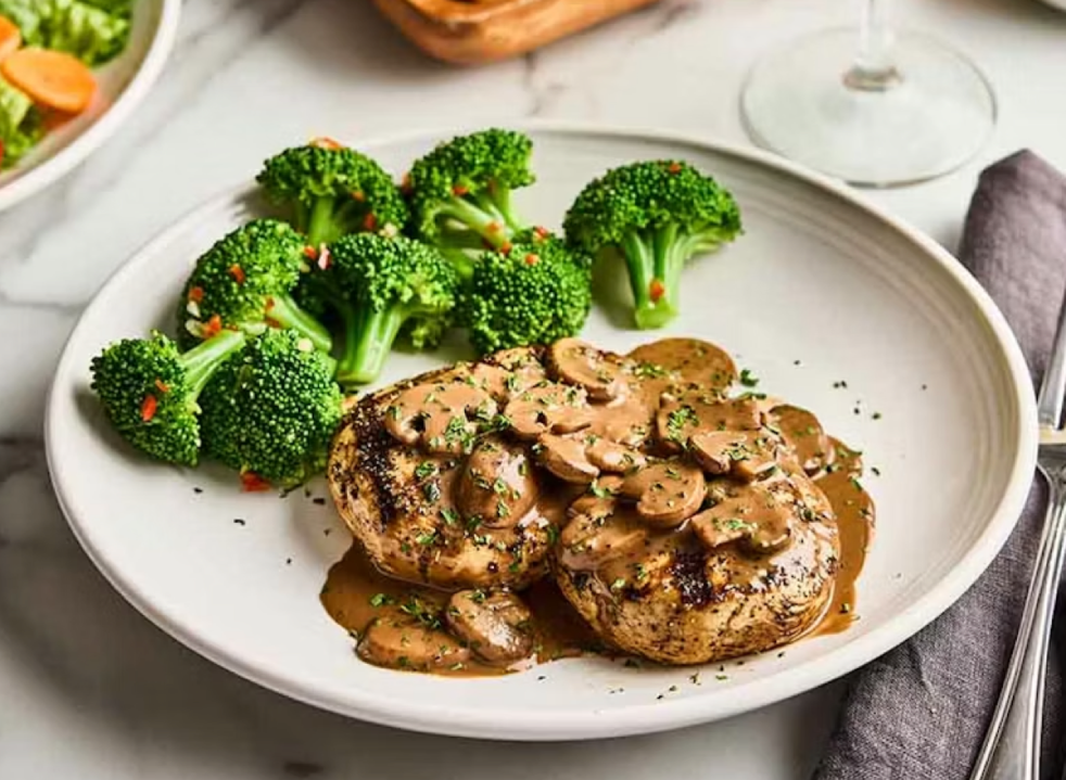 4 chain restaurants with the best chicken marsala, according to chefs